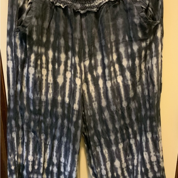 Democracy | Pants & Jumpsuits | Democracy Linen Capri Pants | Poshmark